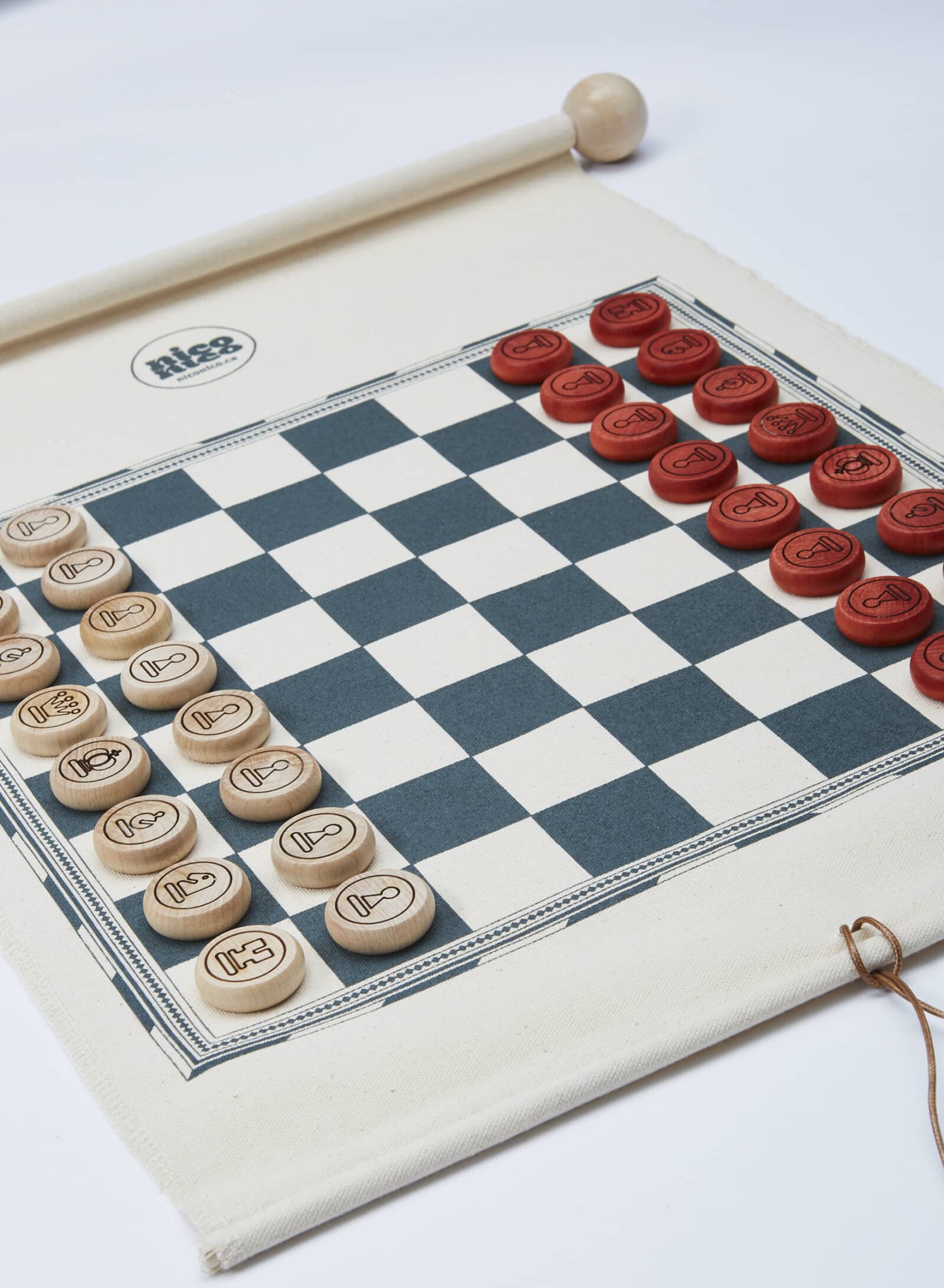 Canvas chess set - NicoNico